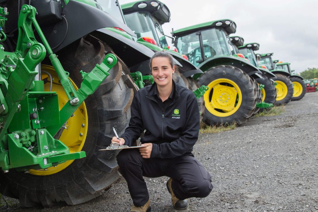 Résidentiel | JLD-Laguë - ‪Tondeuse John Deere
