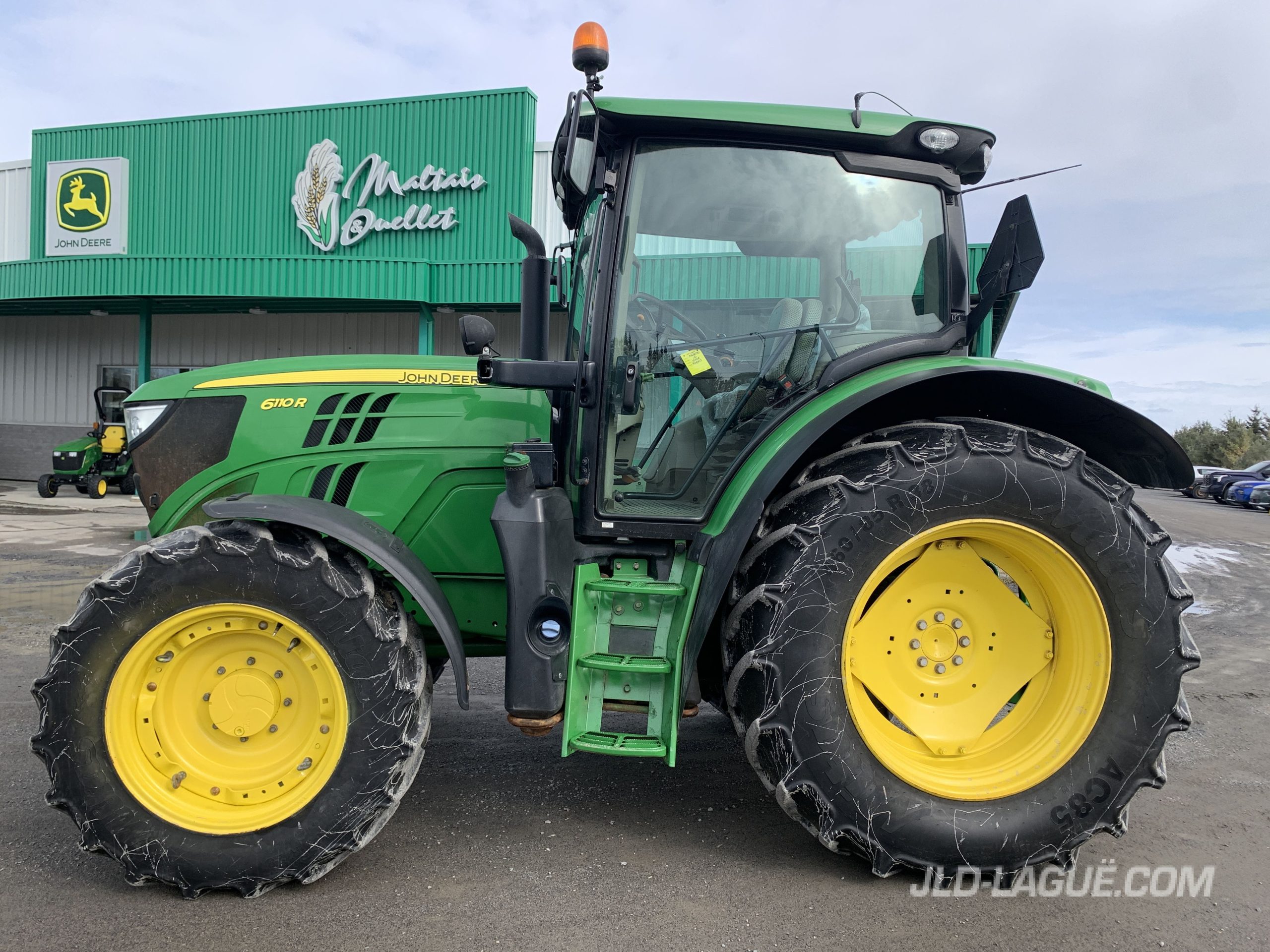 JD 6110R IVT 4X4 CAB - John Deere - JLD-Laguë 376387B1